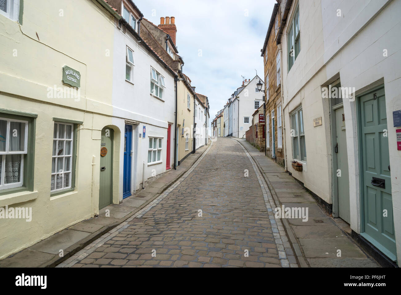 Henrietta street in old whitby hi-res stock photography and images - Alamy