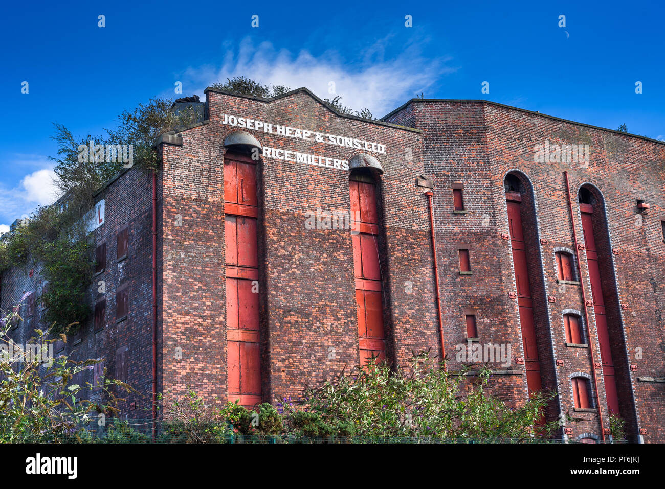 Warehouse on industrial england uk hi-res stock photography and images ...