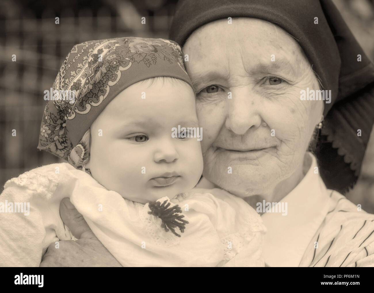 Old traditional romanian folk costume hi-res stock photography and ...