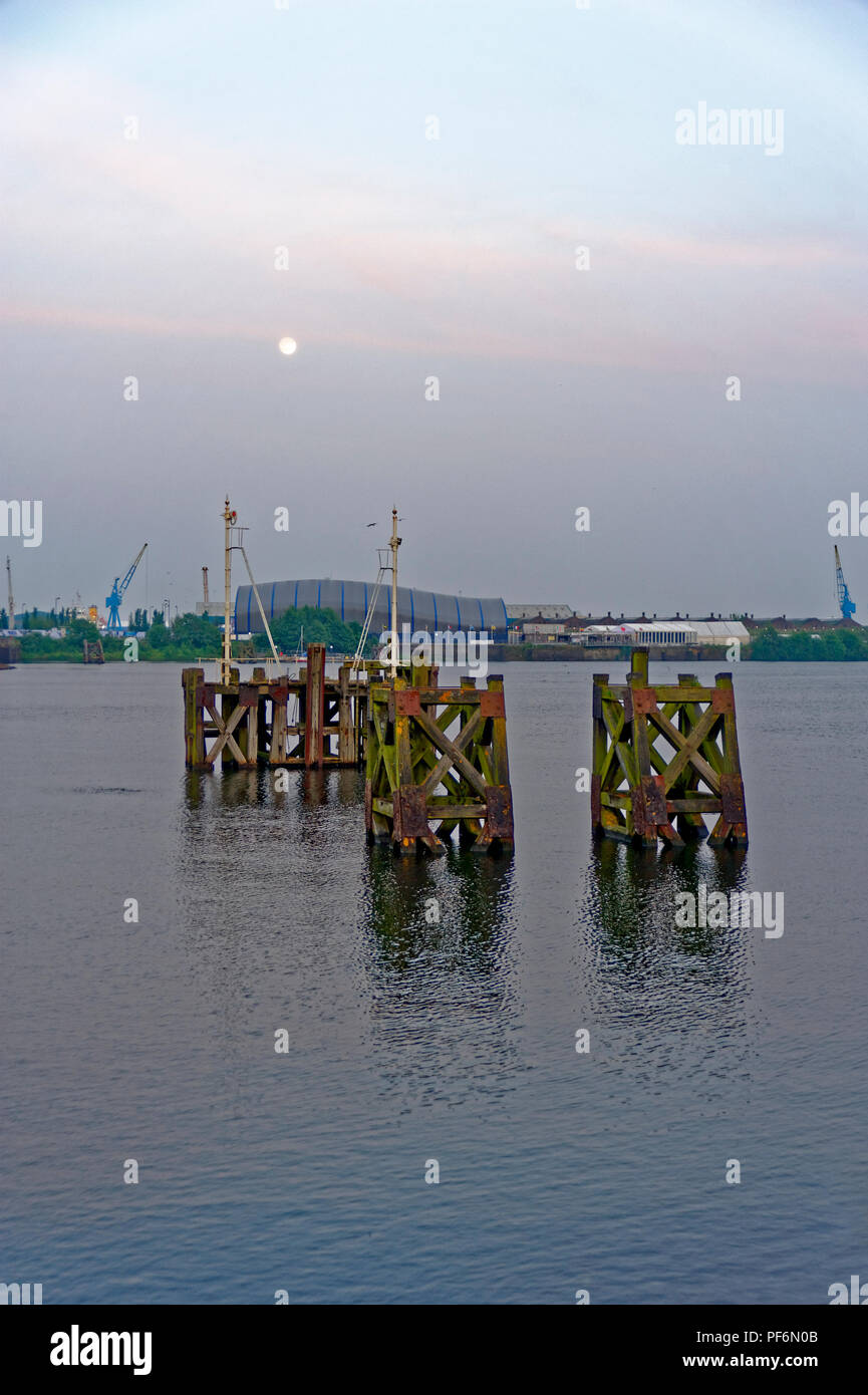Waterfront of cardiff bay hi-res stock photography and images - Alamy