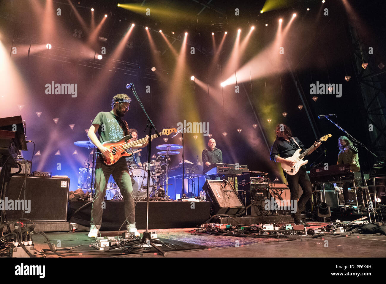 The war on drugs band hi-res stock photography and images - Alamy