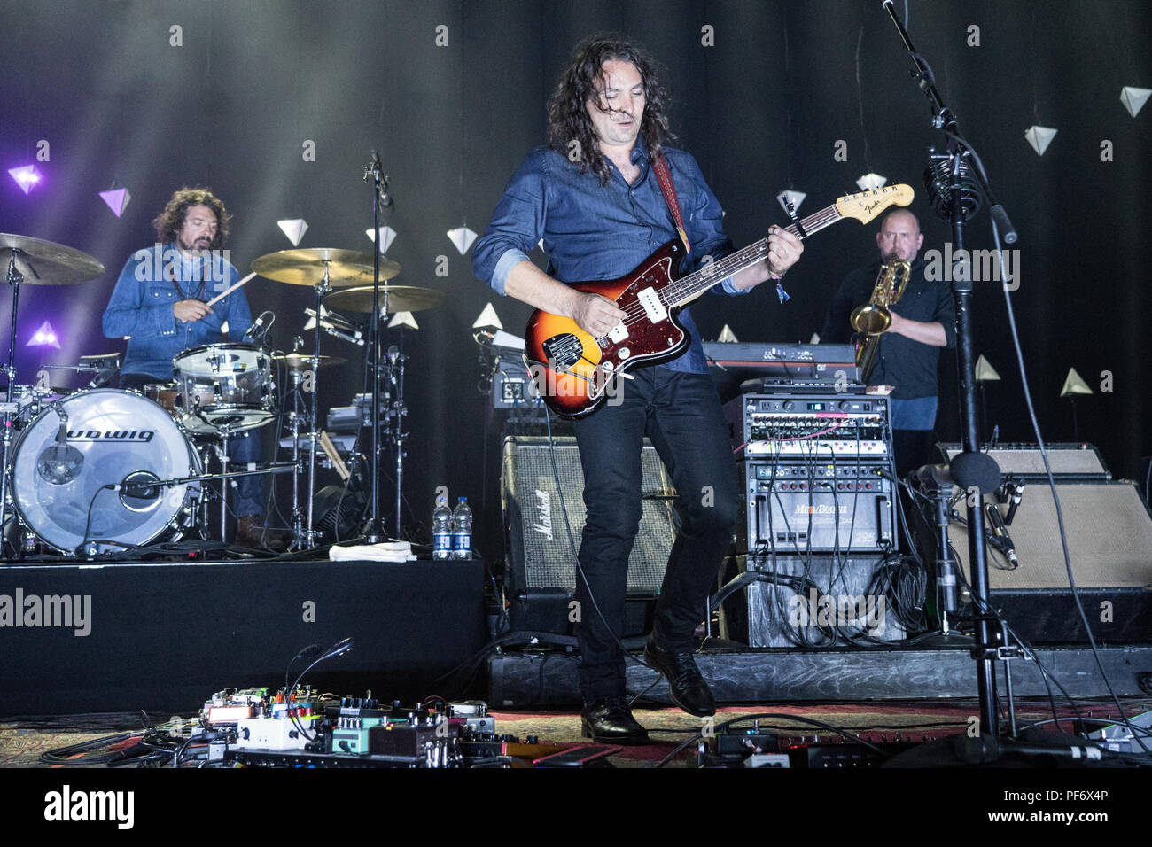 The war on drugs band hi-res stock photography and images - Alamy