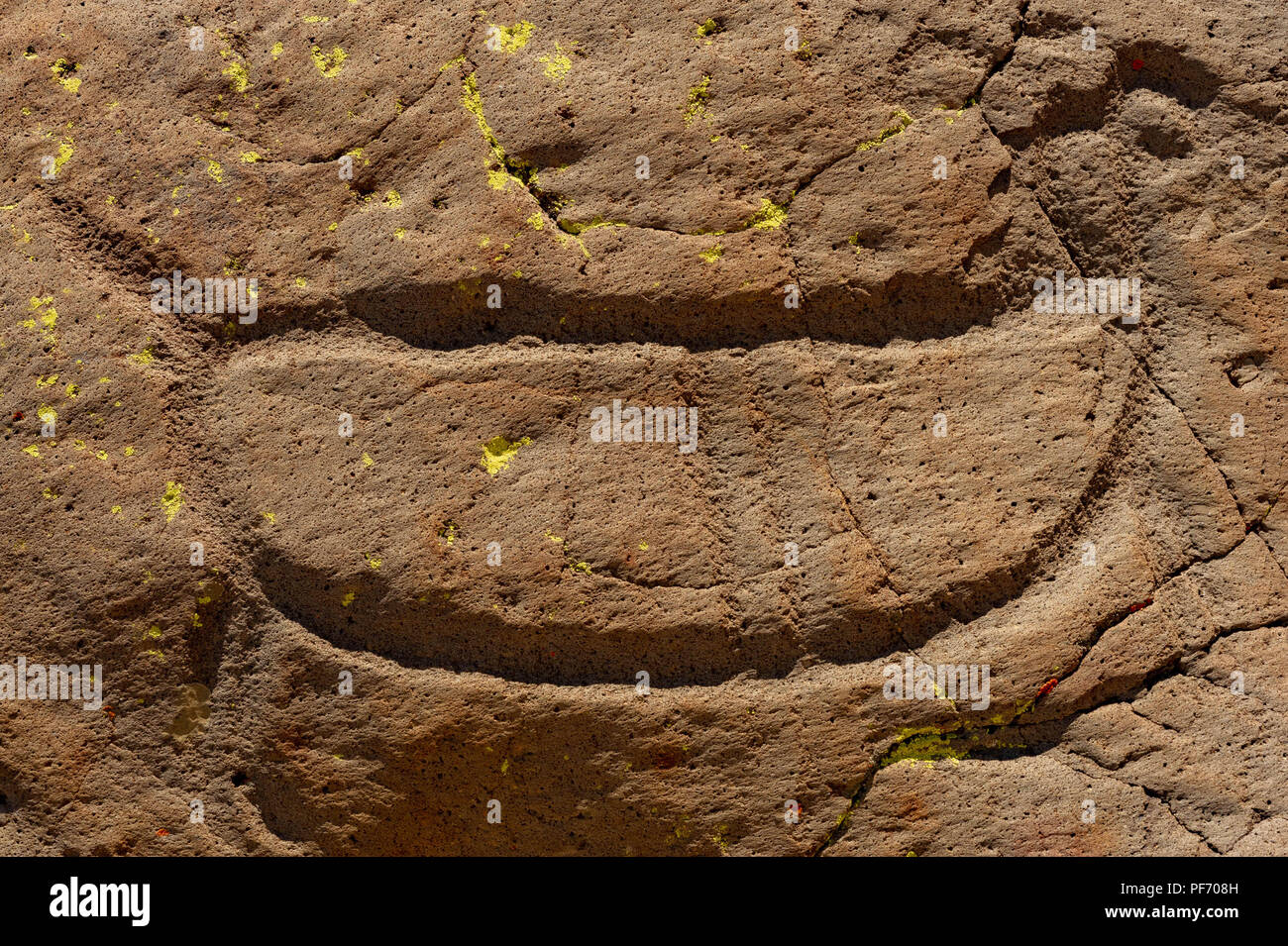 China Lake, CA, USA. 26th Apr, 2014. Little Petroglyph Canyon on the China Lake Naval Air ...