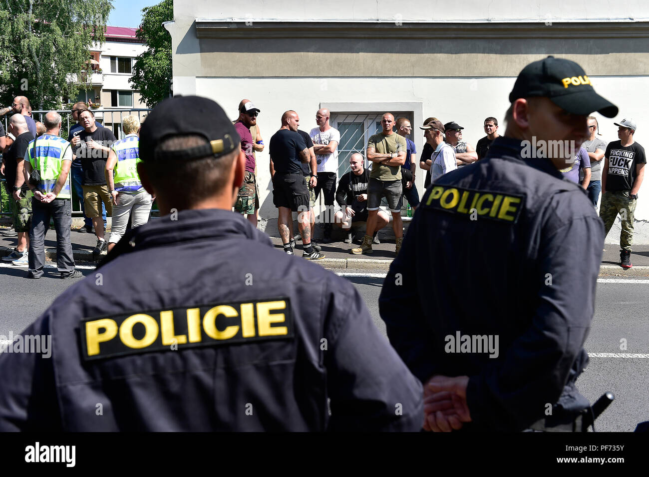 Group police officers meeting hi-res stock photography and images - Alamy