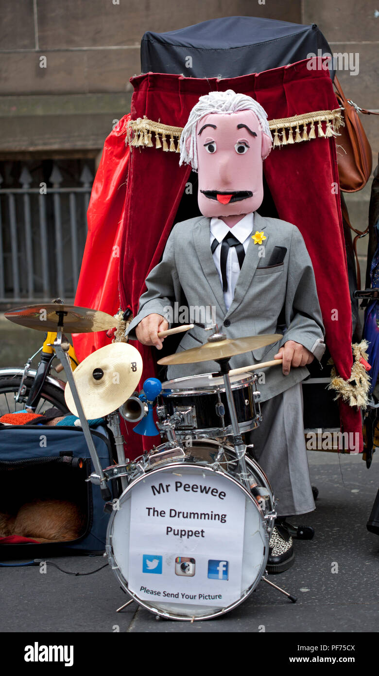The drumming puppet hi-res stock photography and images - Alamy