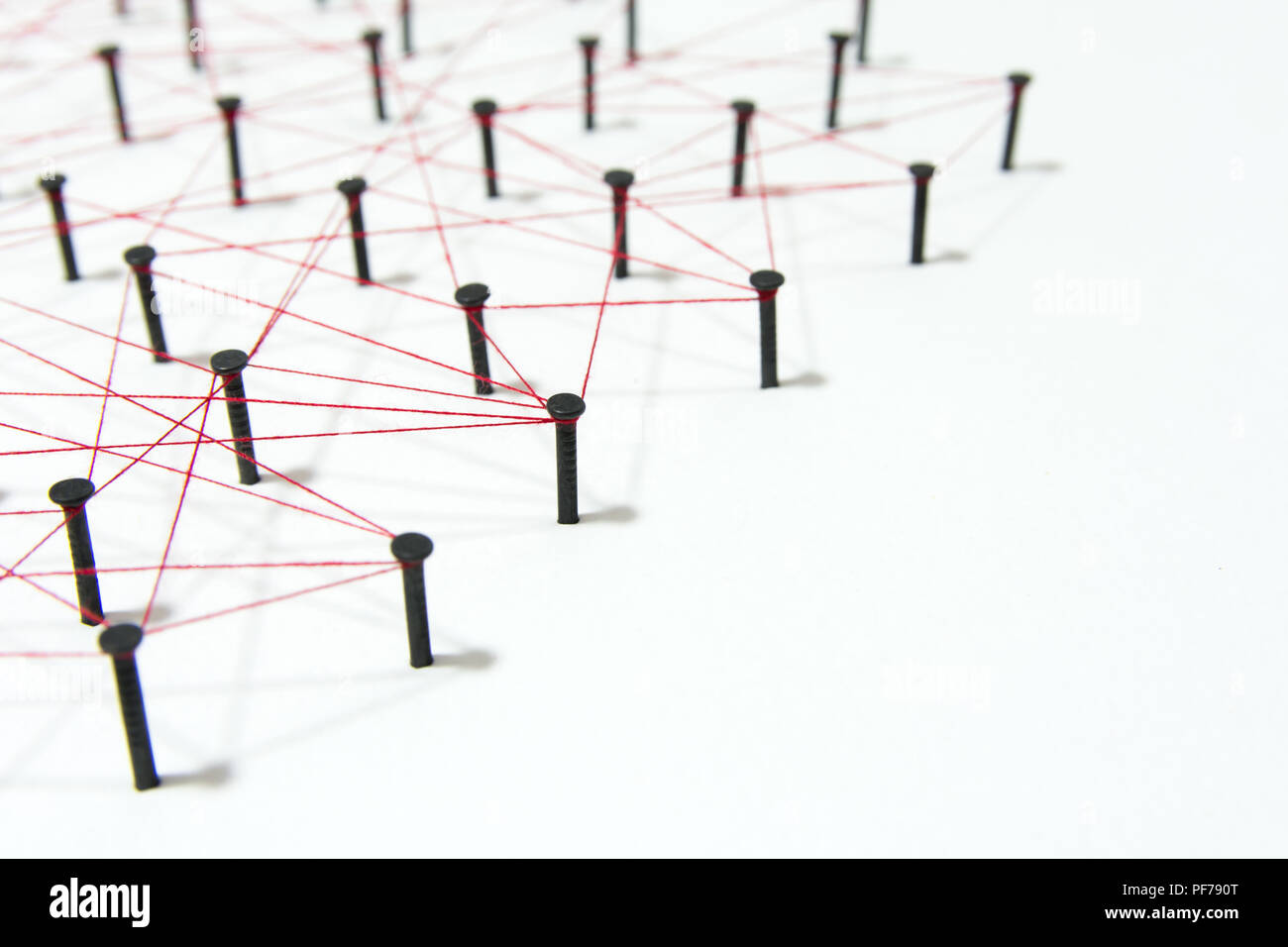 Linking entities, social media, Communications Network, The connection ...