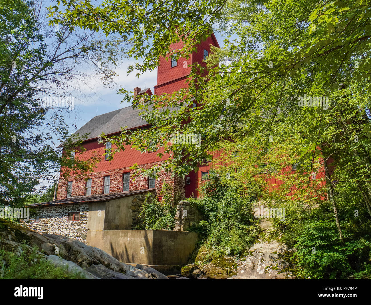 Red red river hi-res stock photography and images - Alamy