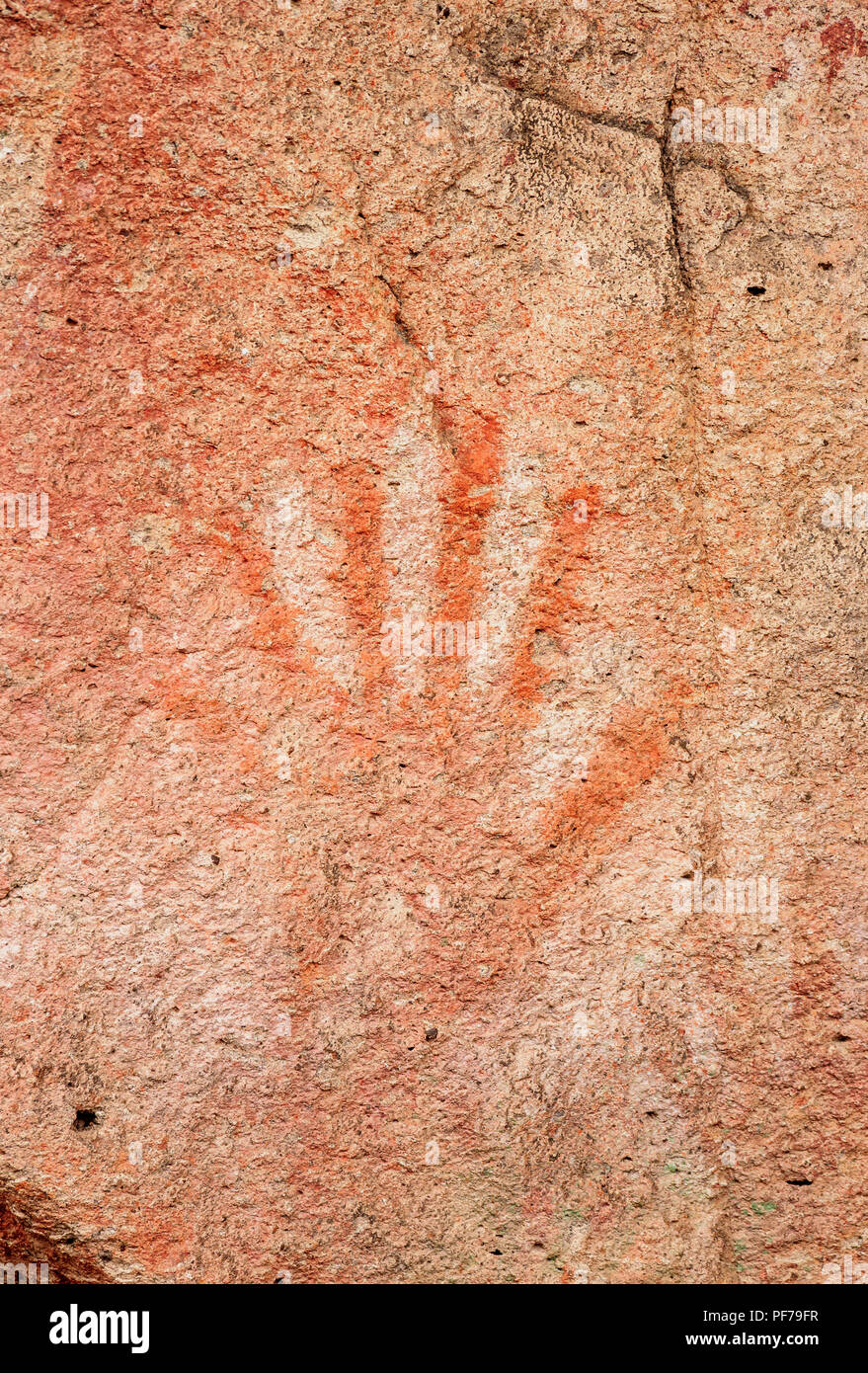 Cueva de las Manos, UNESCO World Heritage Site, Rio Pinturas Canyon ...
