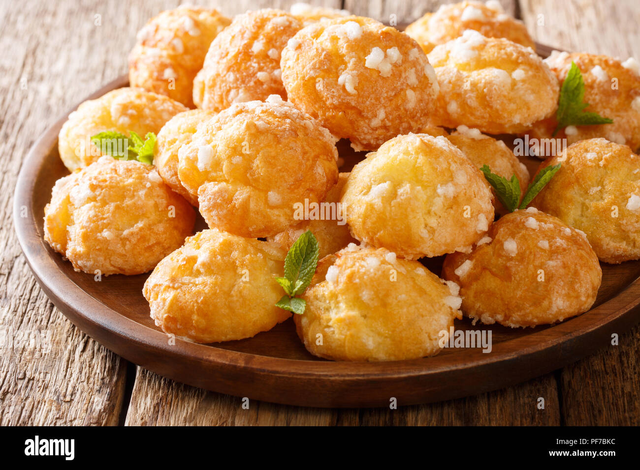 Sugar puffs hi-res stock photography and images - Alamy