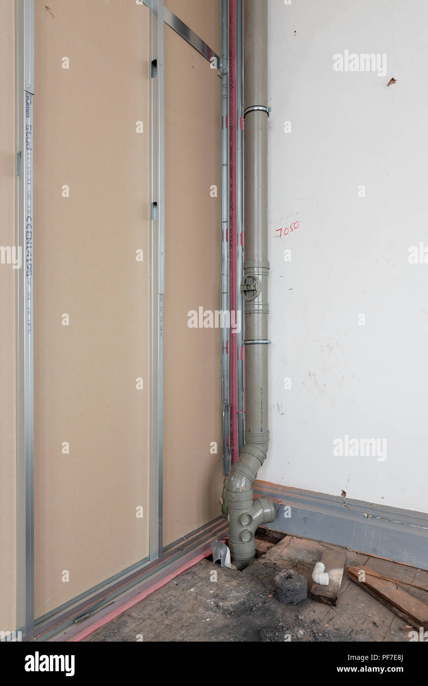 Soil stack pipe hi-res stock photography and images - Alamy