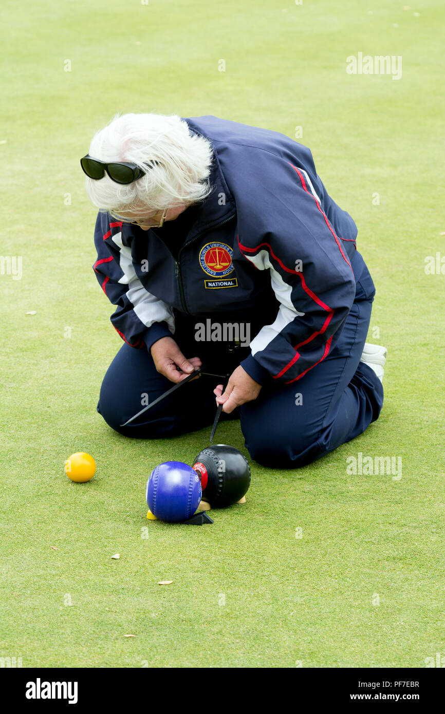 Calipers measuring hi-res stock photography and images - Alamy