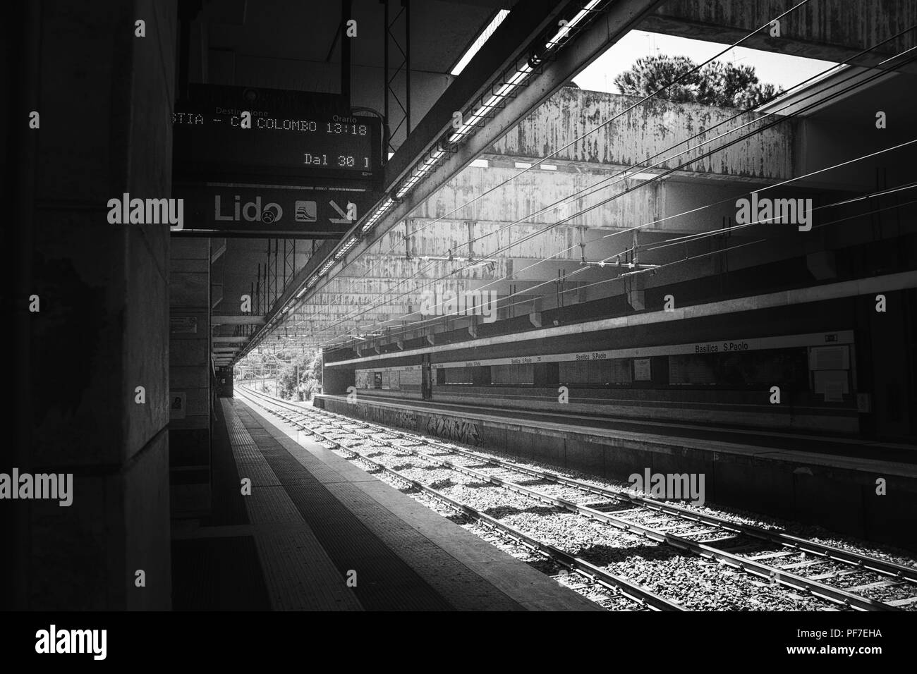 Artistic metal sign Black and White Stock Photos & Images - Alamy