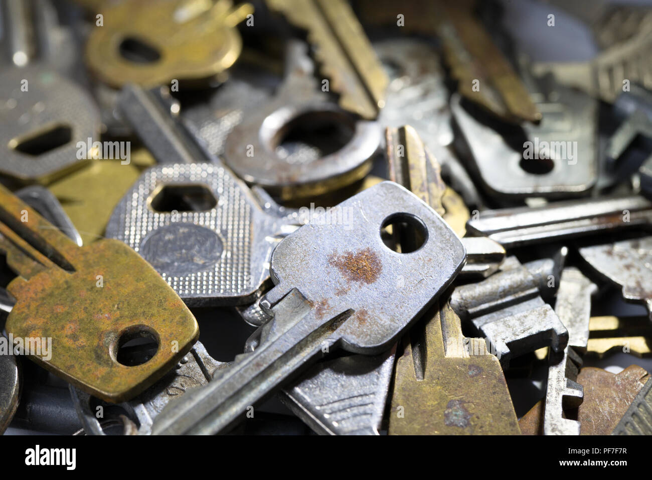 Many keys close-up. Old keys Stock Photo - Alamy