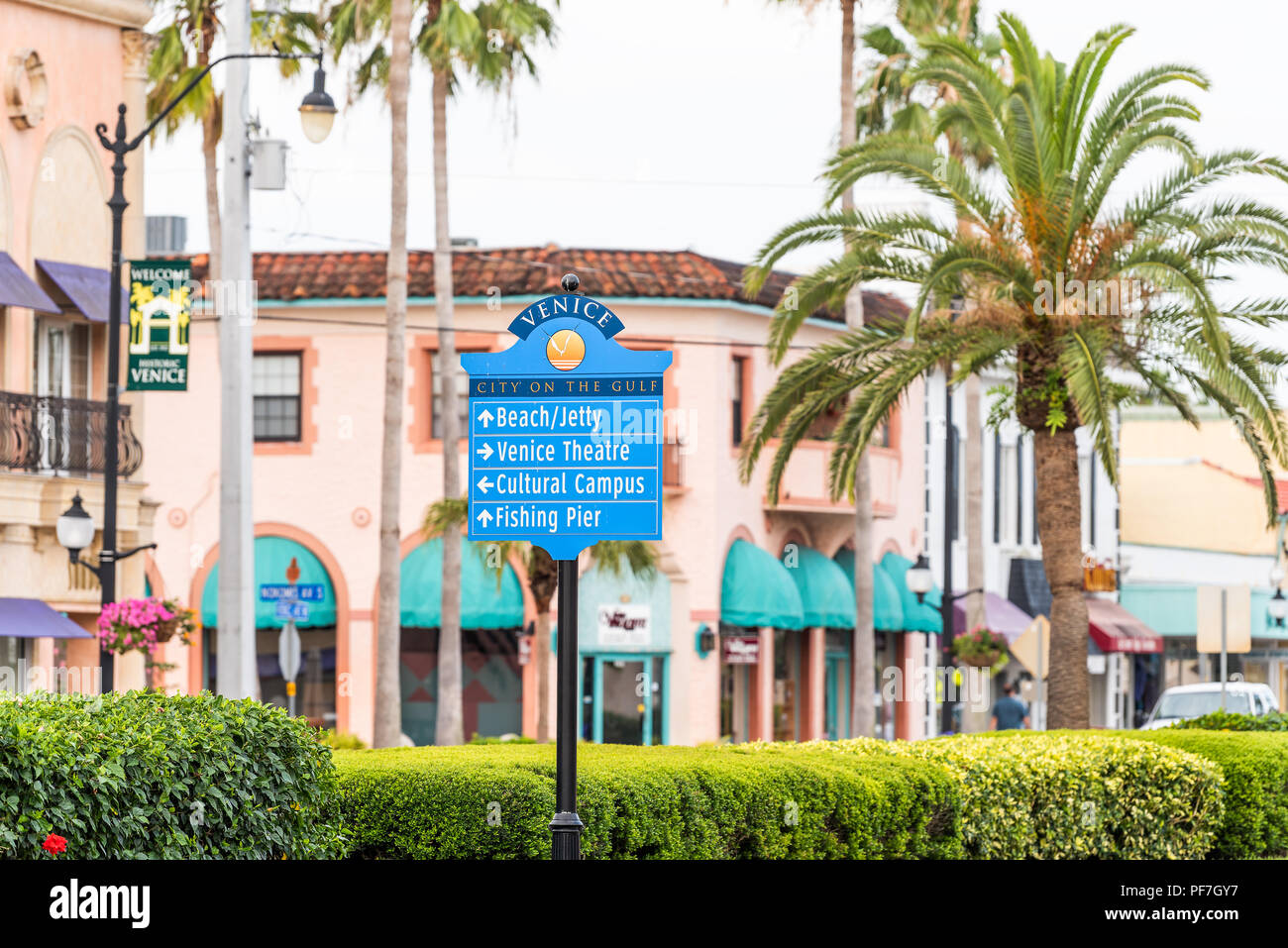 Paradise street sign hi-res stock photography and images - Alamy