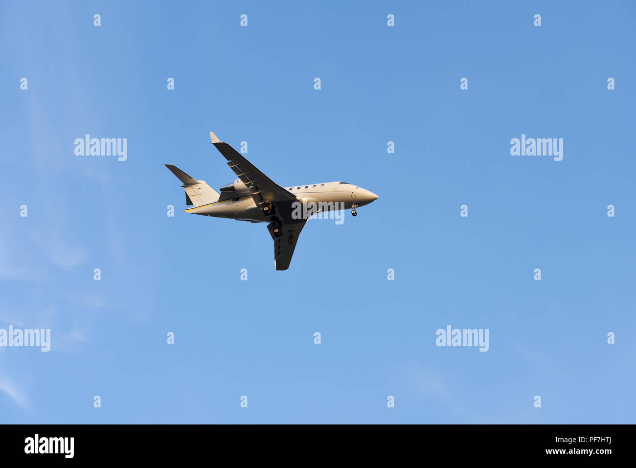Bombardier Challenger 604 CL60 of TAG Aviation approaching Farnborough ...