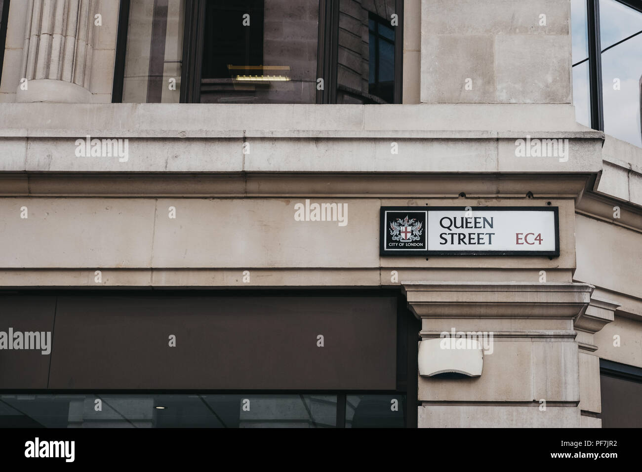 Old business name on london building hi-res stock photography and ...