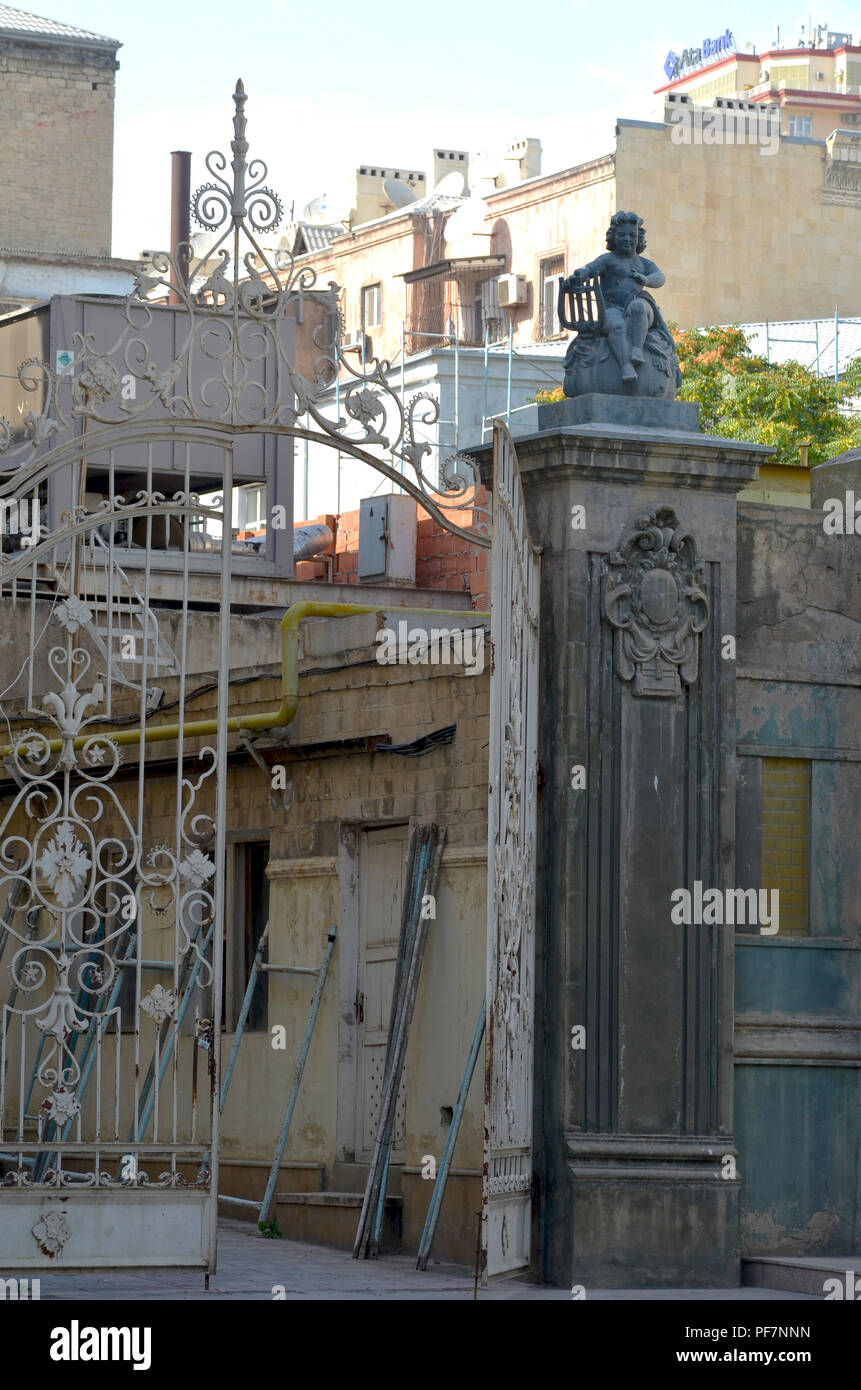 Akhundov Azerbaijan State Academic Opera and Ballet Theatre, an example ...
