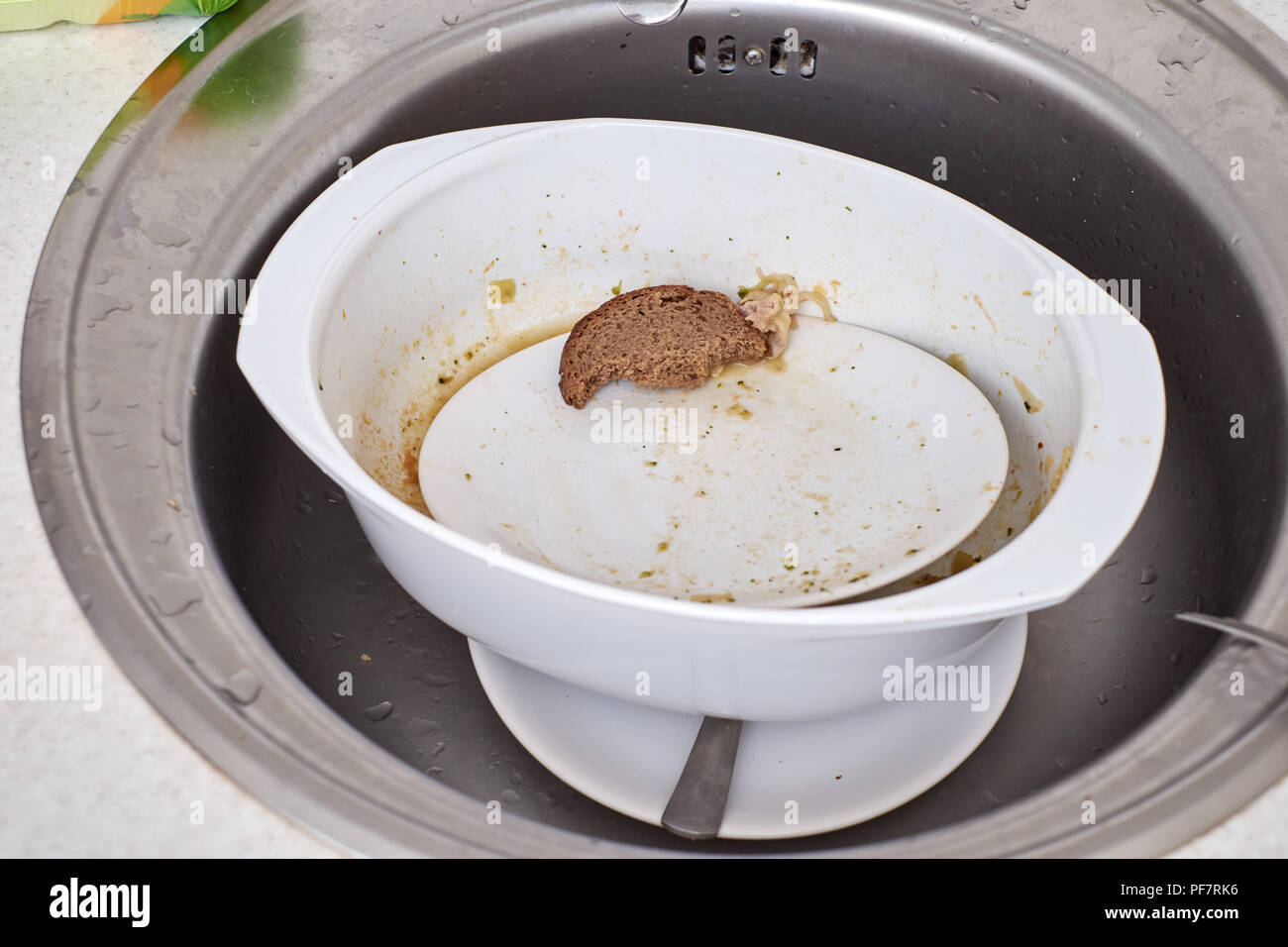 Empty plate food dirty hi-res stock photography and images - Alamy