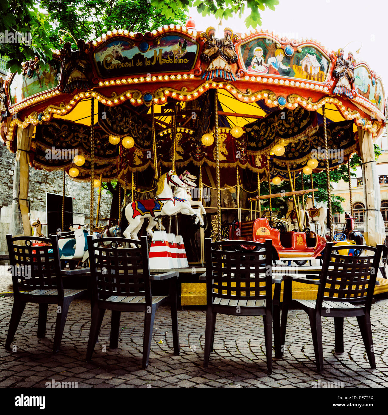 Empty horse hi-res stock photography and images - Alamy