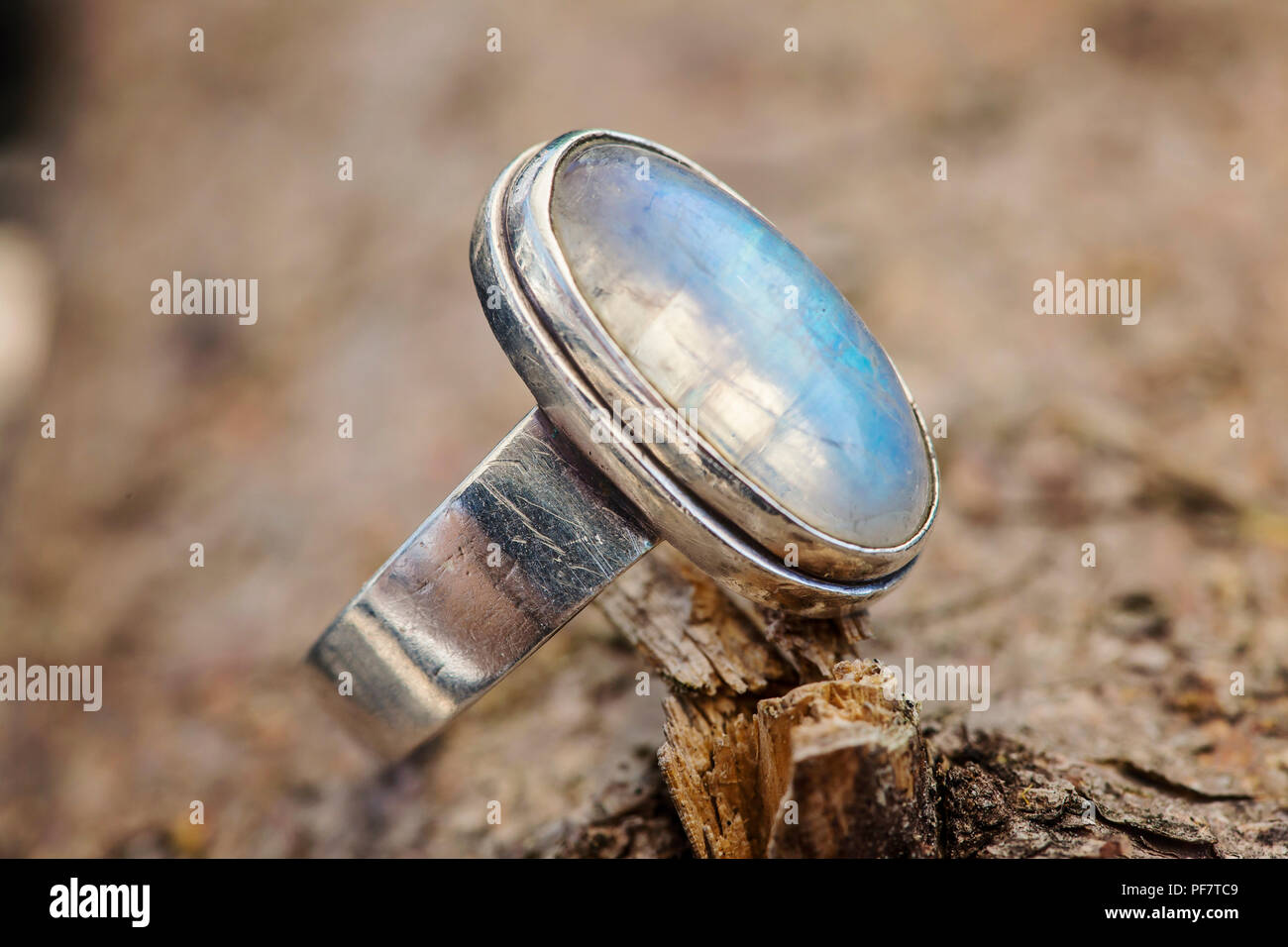 Shiny moon hi-res stock photography and images - Alamy