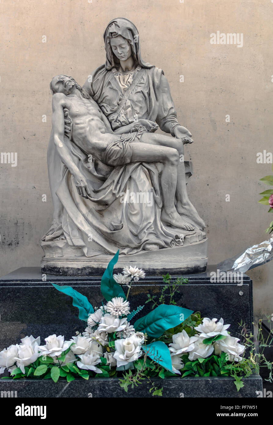 Sepulchral grave architecture hi-res stock photography and images - Alamy