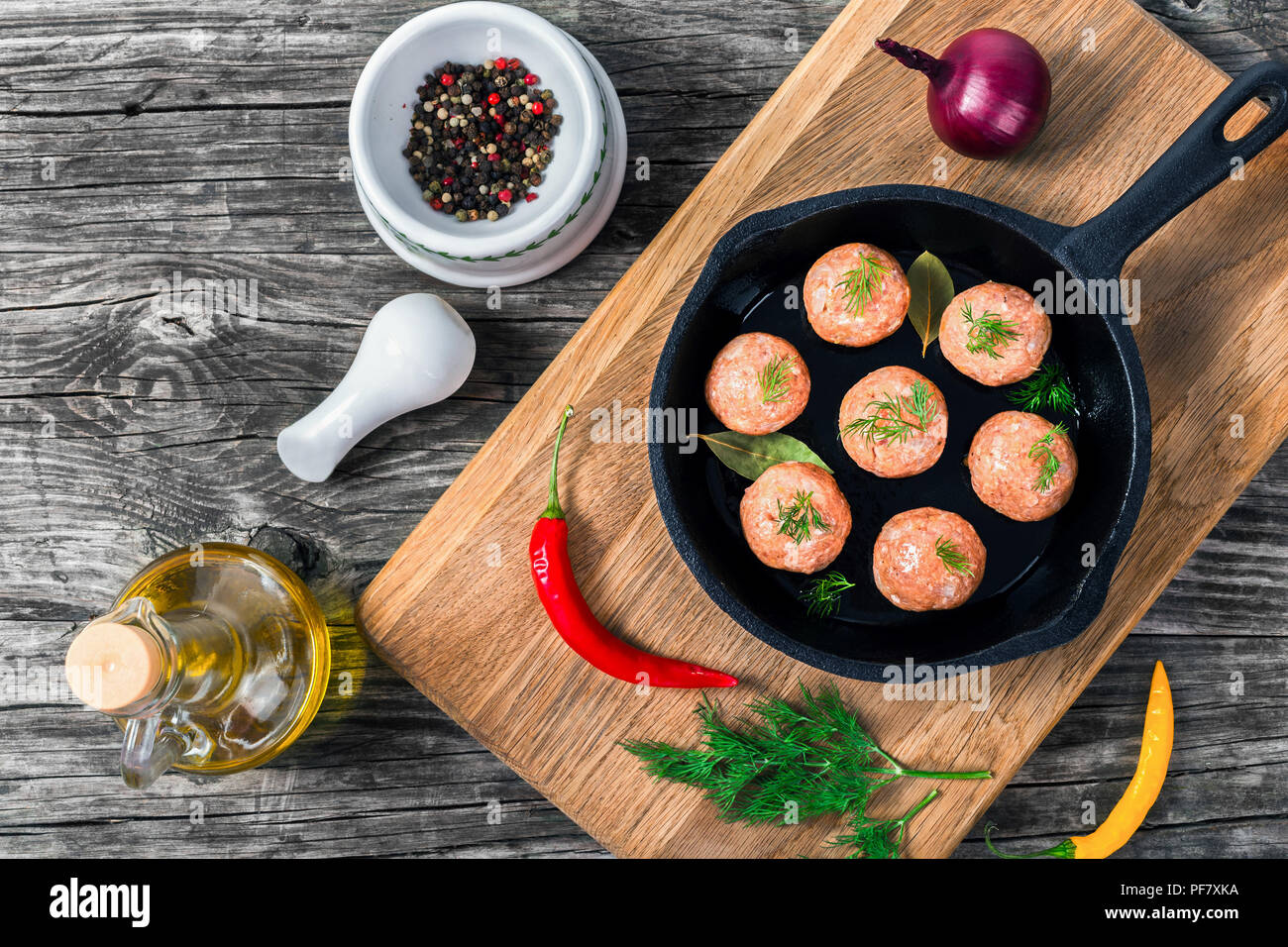 Can You Cook Meatballs In A Frying Pan at Aiden Darcy blog