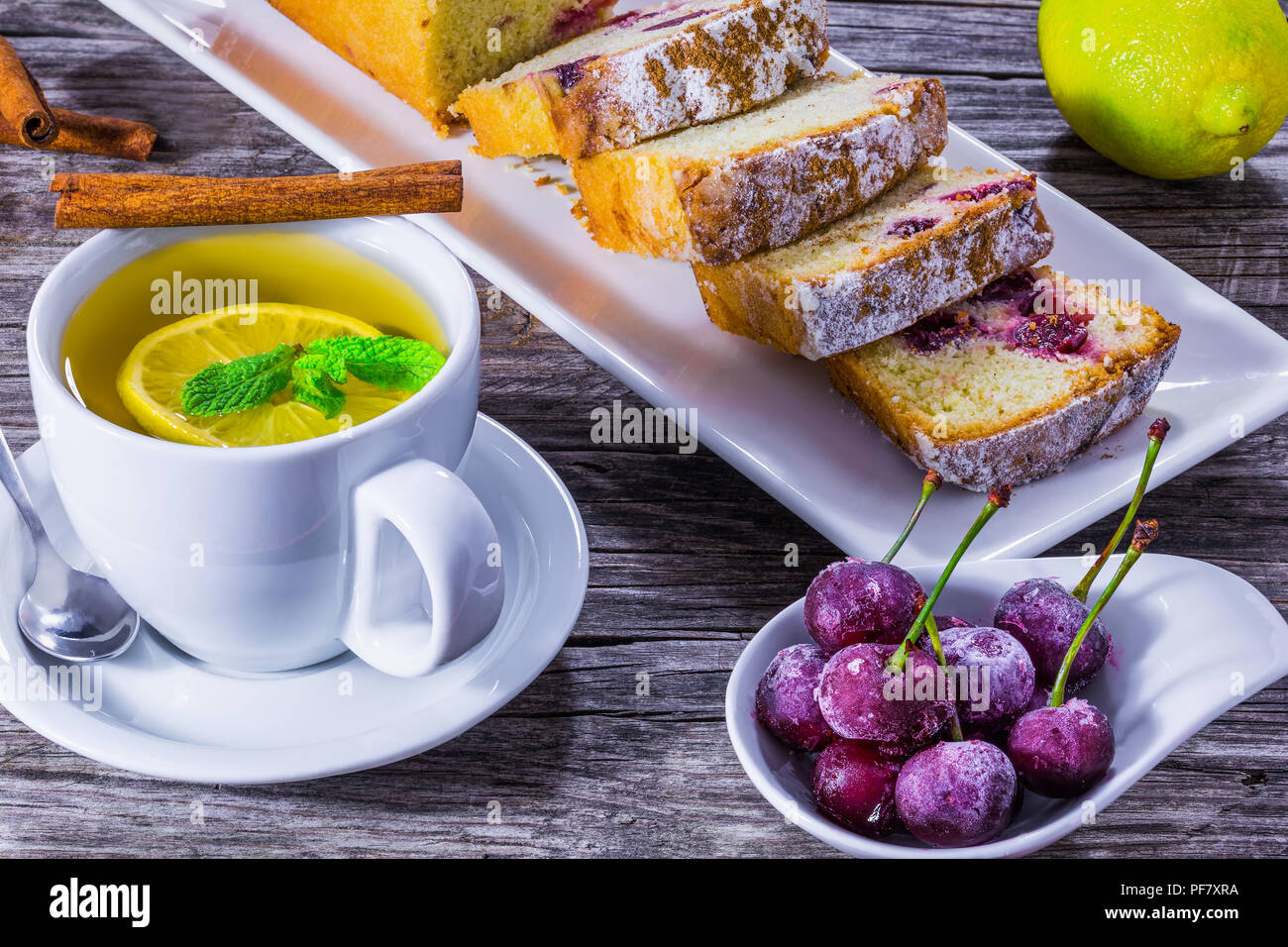 Ginger tea and cake hi-res stock photography and images - Alamy