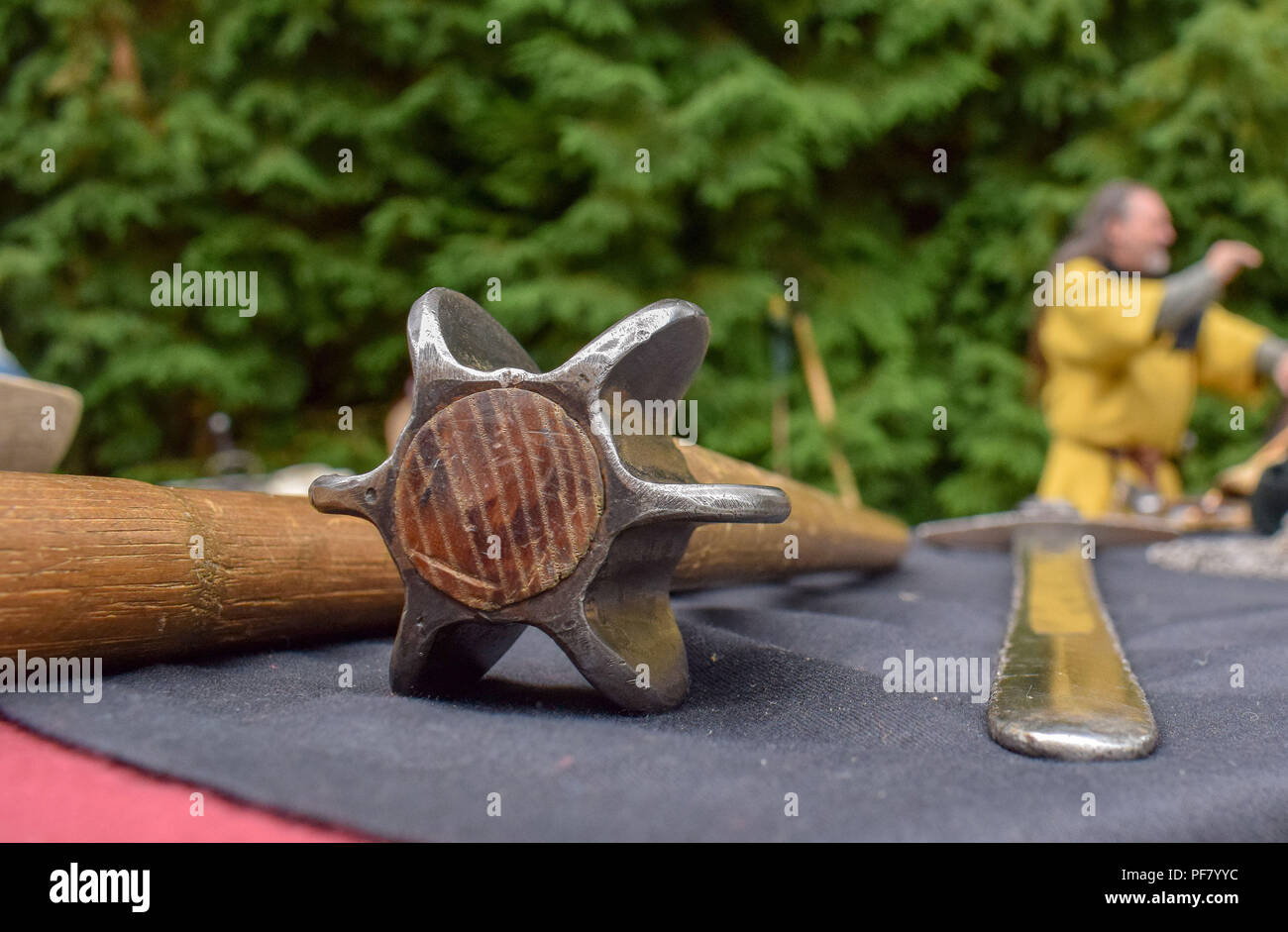 Medieval mace sword hi-res stock photography and images - Alamy