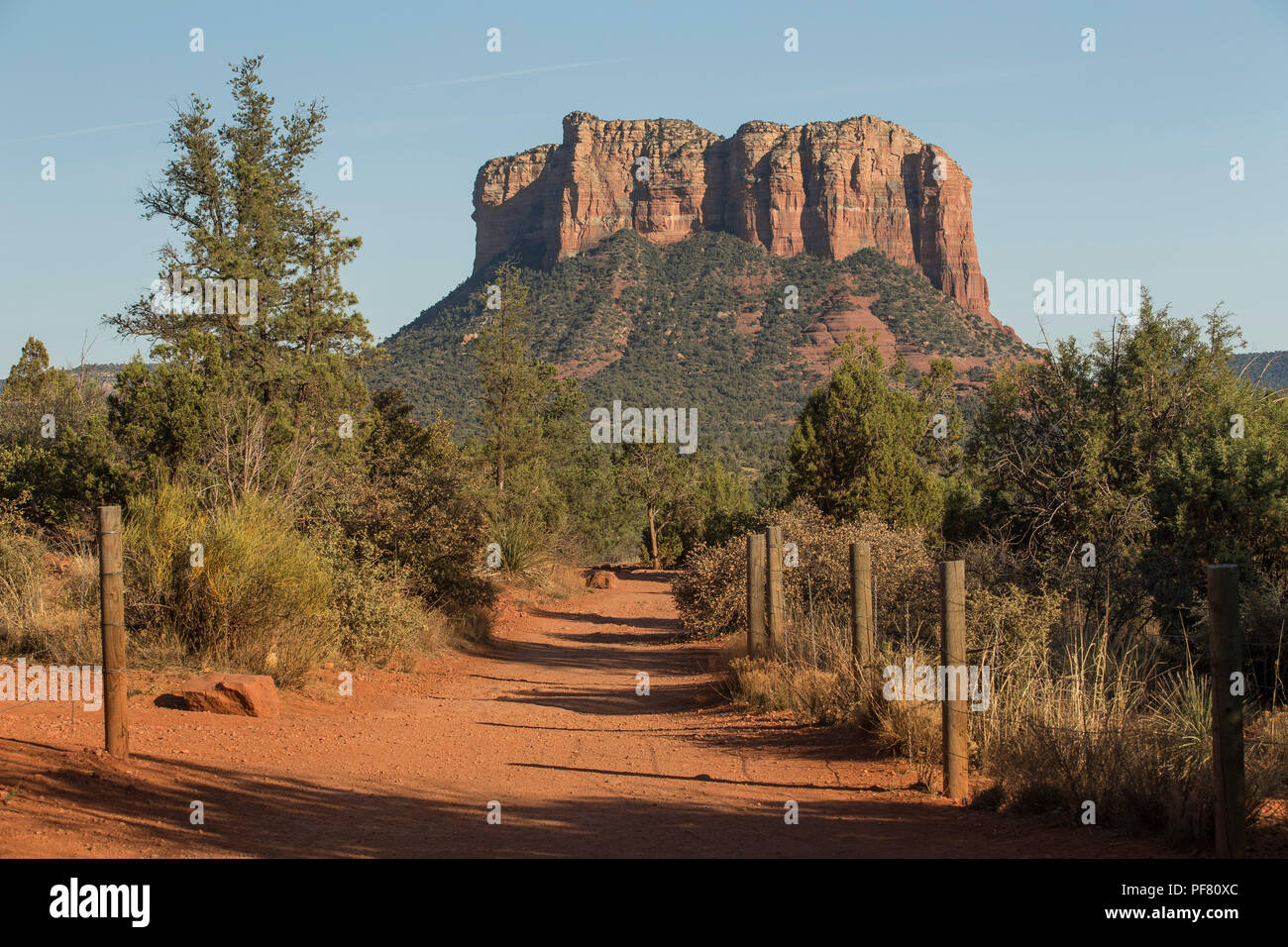 Bell Rock Pathway at Bell Rock, Sedona, AZ Trails that surround the ...