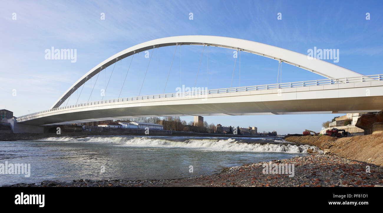 View of the Cittadella bridge across the River Tanaro. Cittadella ...