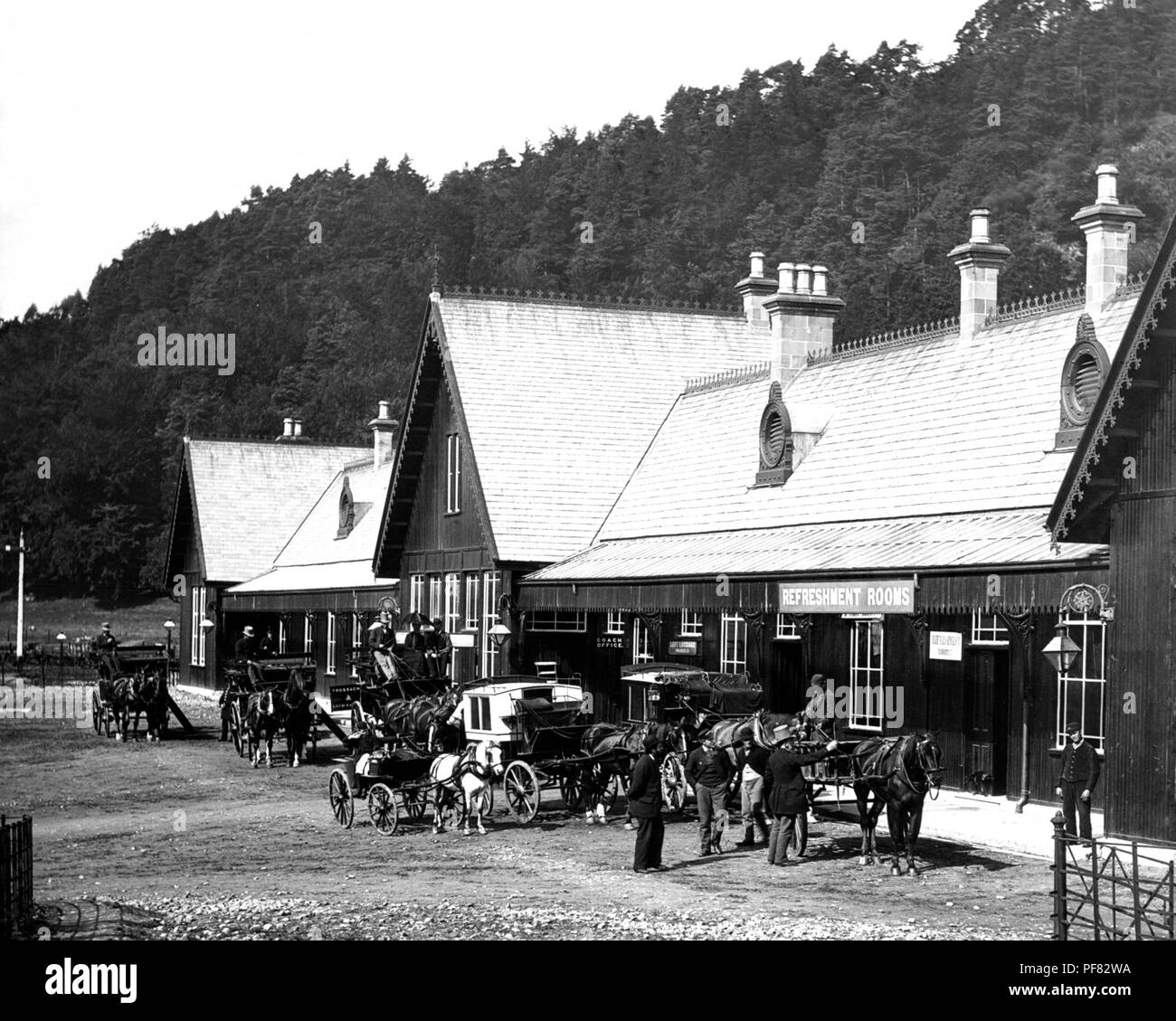 Callander railway station hi-res stock photography and images - Alamy