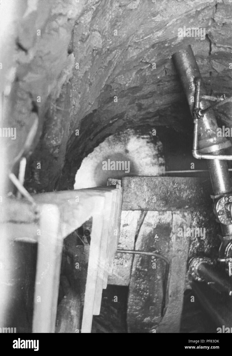 Historical image department interior Black and White Stock Photos ...