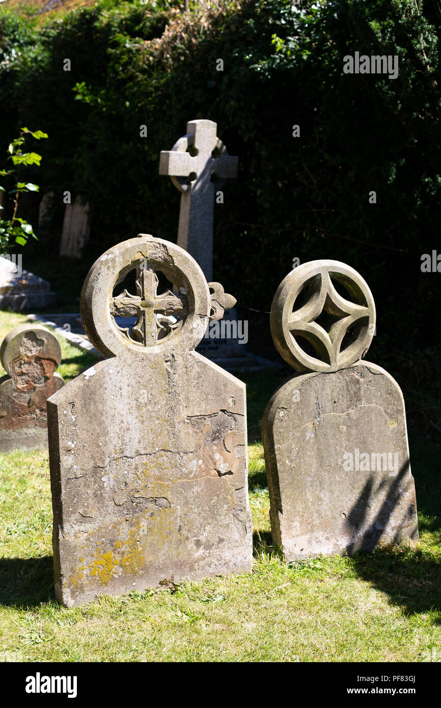 Joint grave tombstones in an english churchyard Stock Photo - Alamy