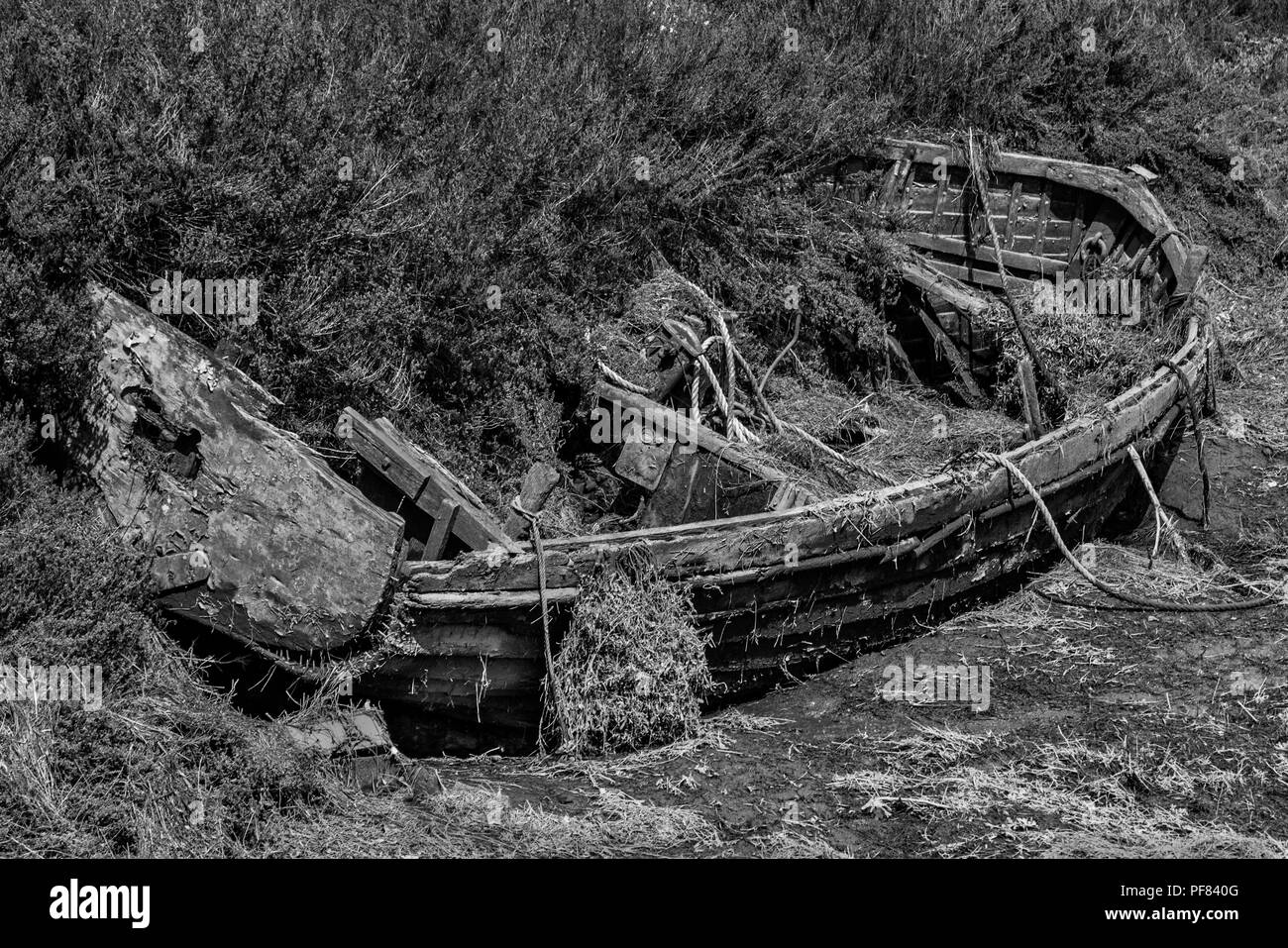 Wreck Ruin Boat Decay Rowing Boat High Resolution Stock Photography and ...