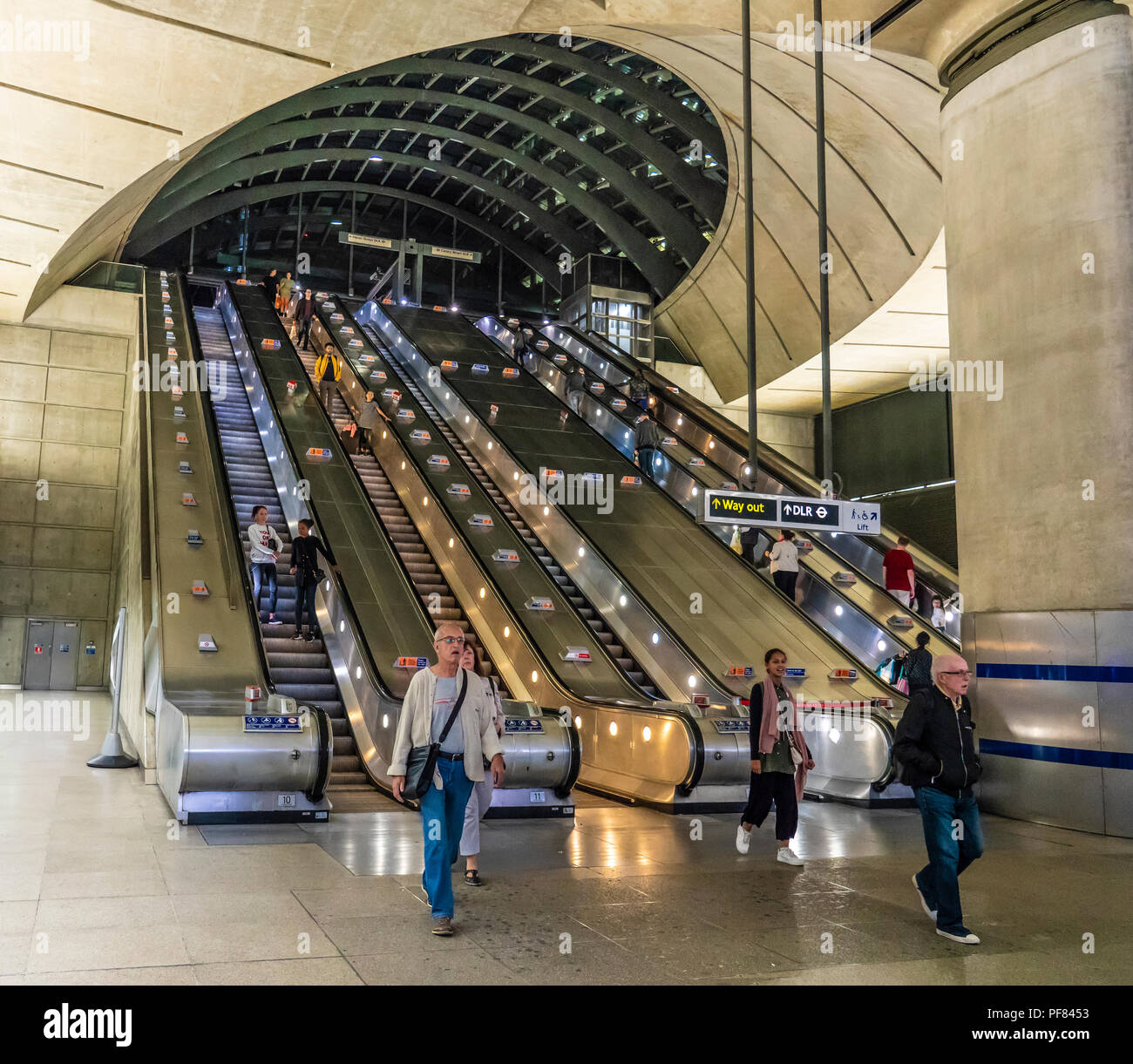 Wreck Ruin Boat Decay Rowing Boat High Resolution Stock Photography and ...
