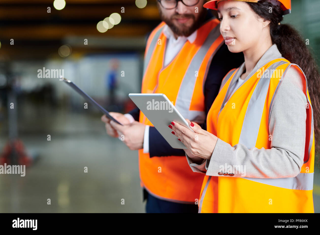 Engineer trainee tablet review power hi-res stock photography and ...