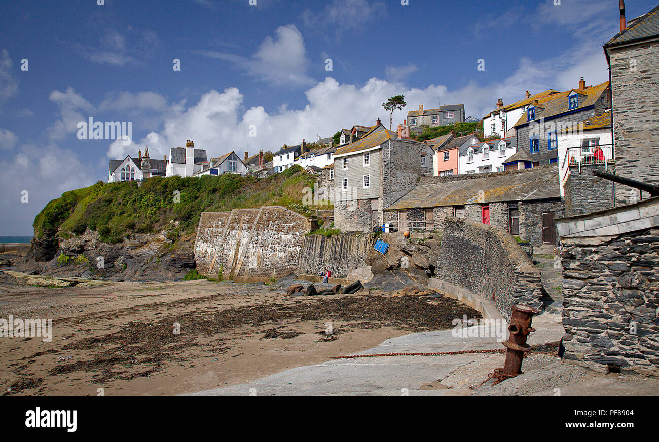 Port Isaac harbour, Cornwall, England on a sunny day Stock Photo - Alamy