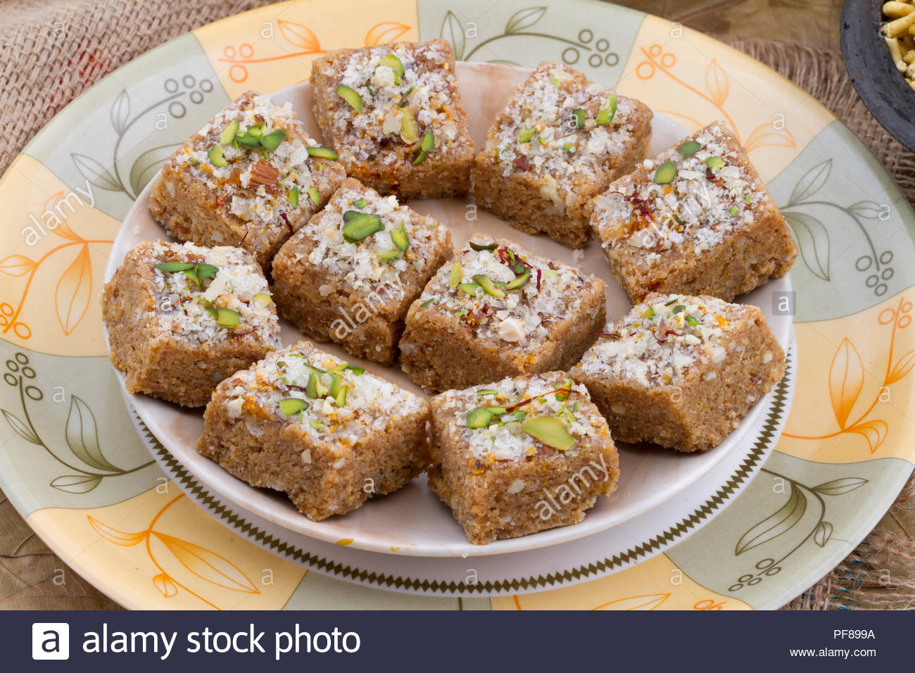 Gund Pak High Resolution Stock Photography and Images - Alamy