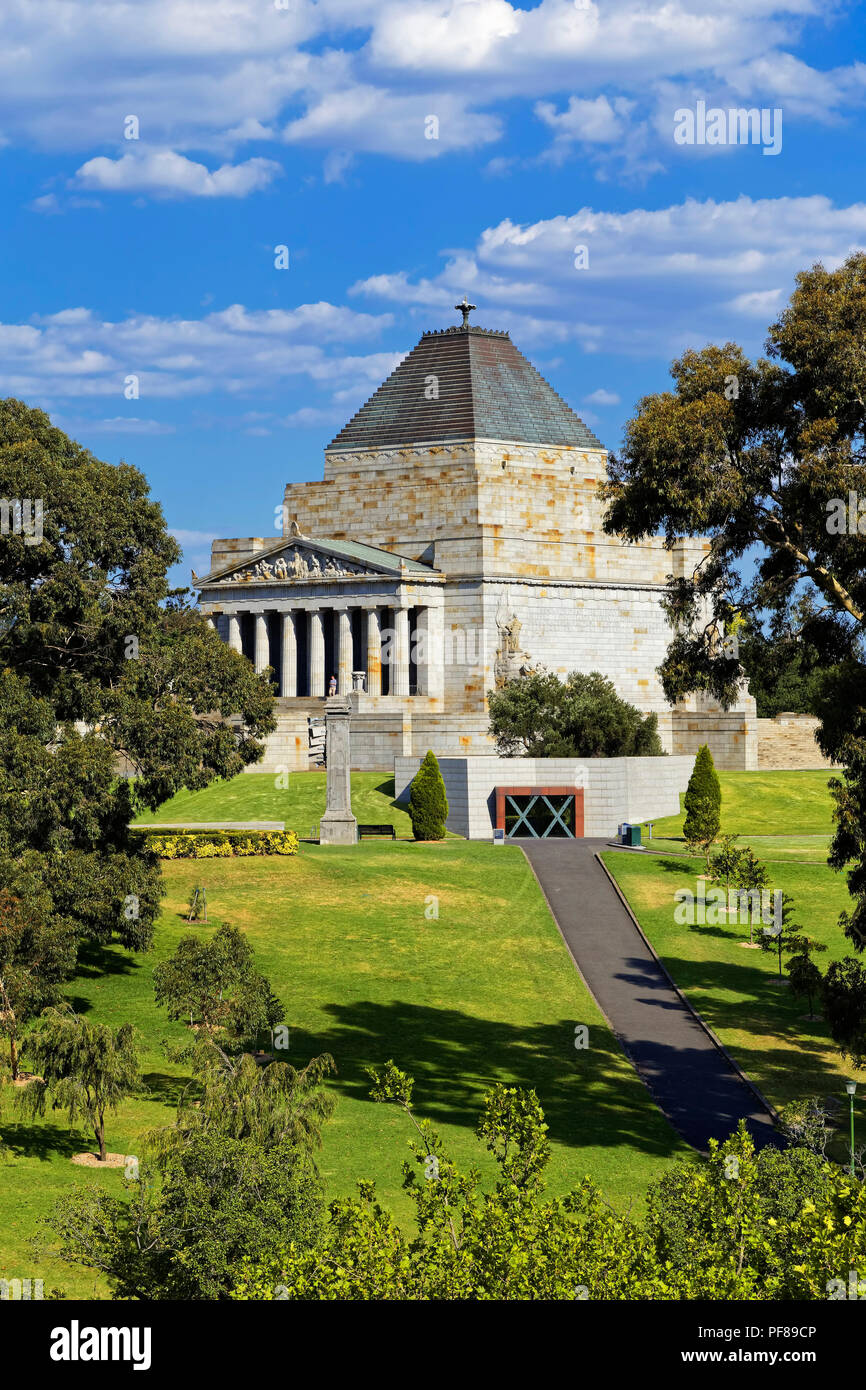Shrine of remembrance melbourne hi-res stock photography and images - Alamy