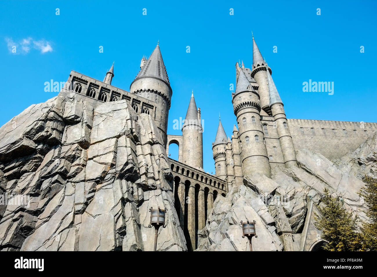 The Wizarding World of Harry Potter, the medieval castle in Universal ...