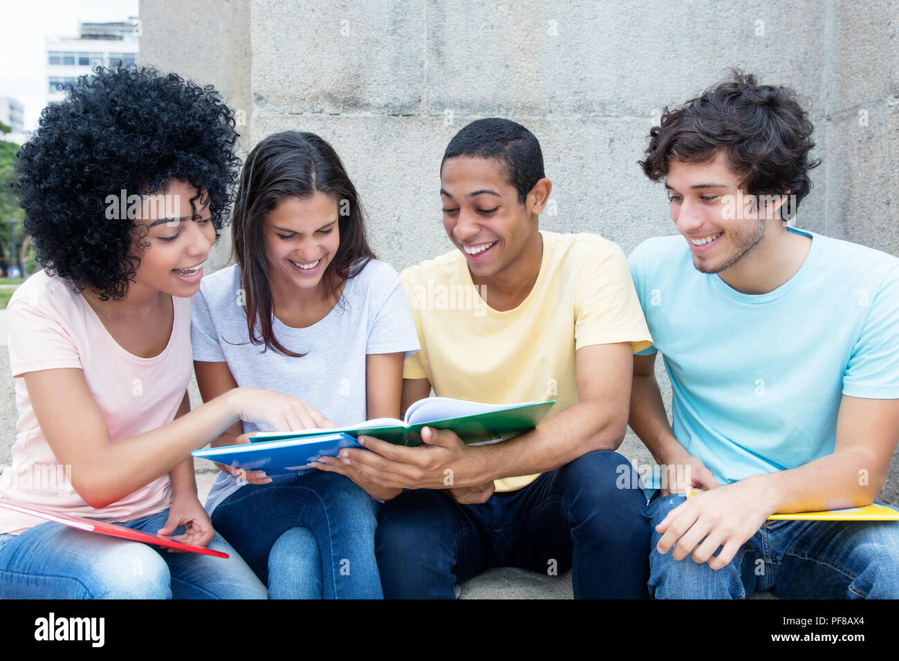 International university students usa hi-res stock photography and ...