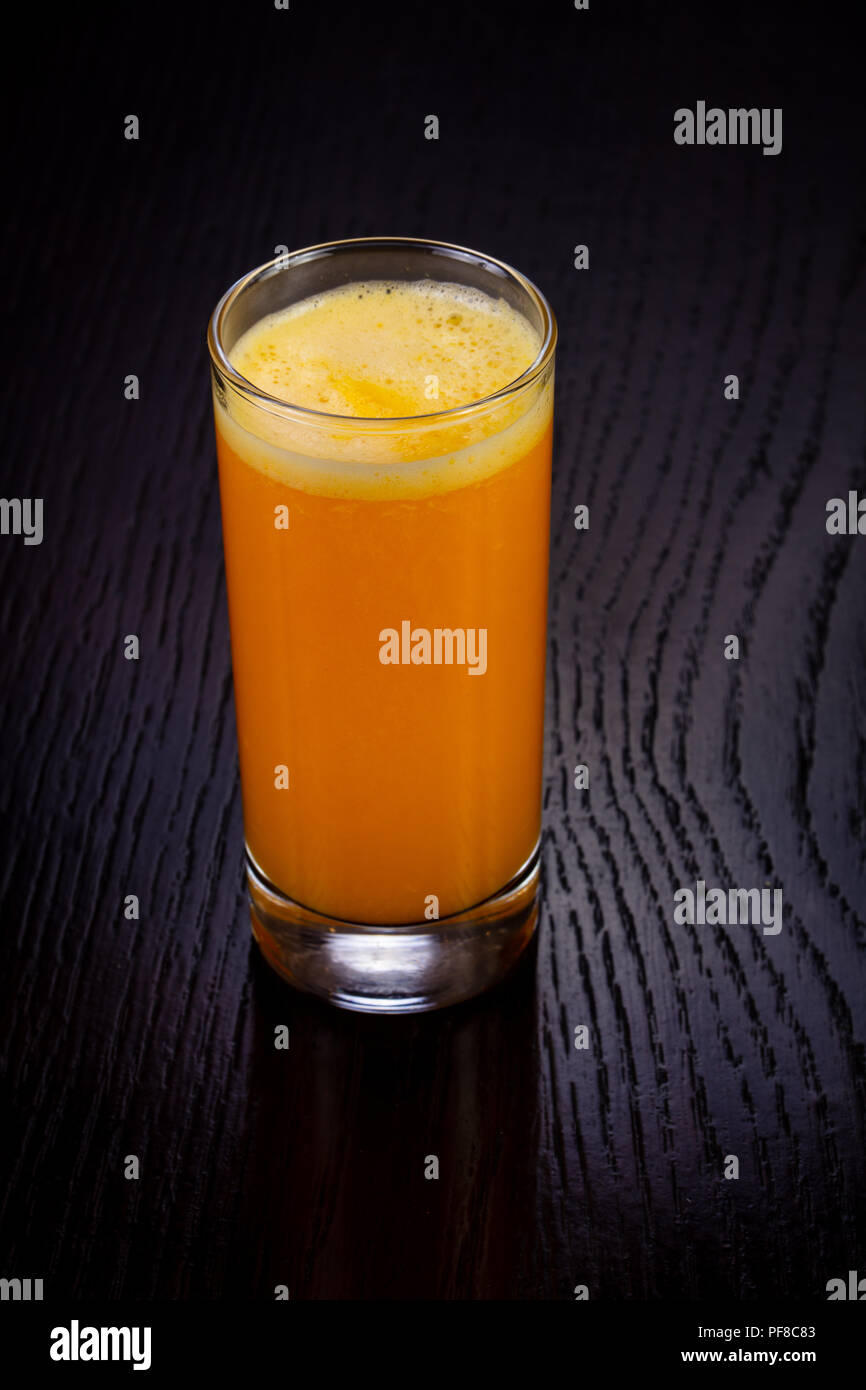 Sweet and refreshing orange juice Stock Photo - Alamy