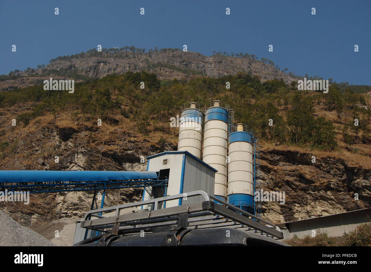 Nepal dam construction hi-res stock photography and images - Alamy