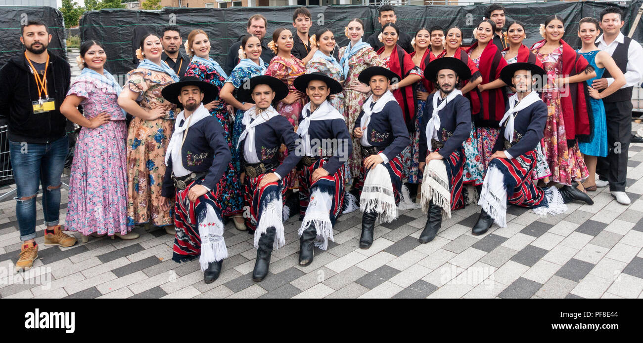 Traditional costume argentina hi-res stock photography and images - Alamy