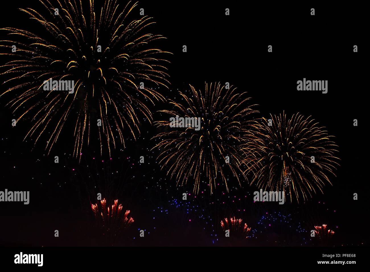 Pyroshow hi-res stock photography and images - Alamy