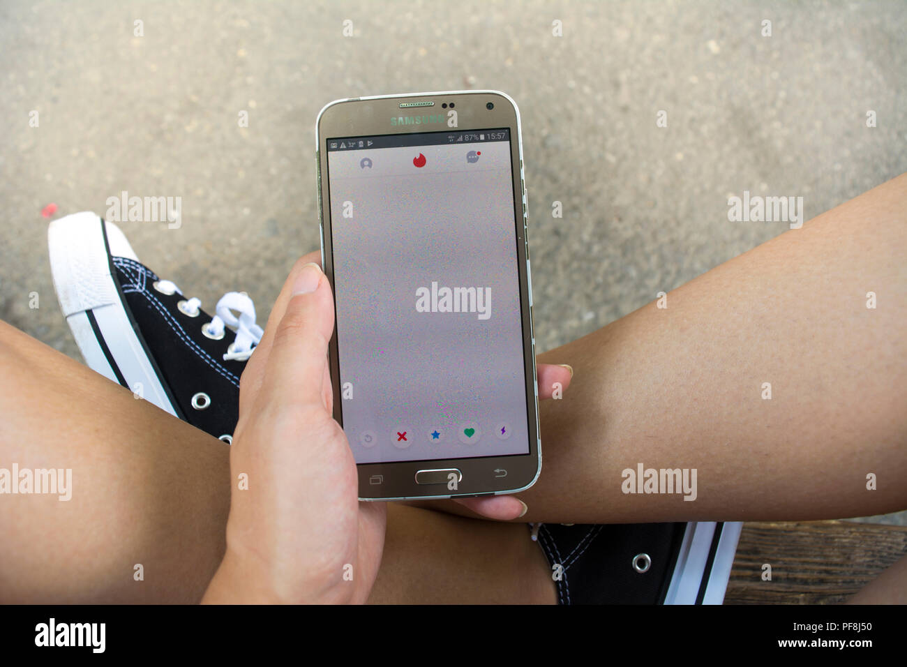 Tinder hi-res stock photography and images - Alamy