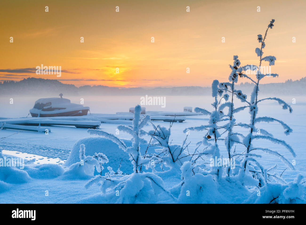 Bergen Vinter High Resolution Stock Photography and Images - Alamy