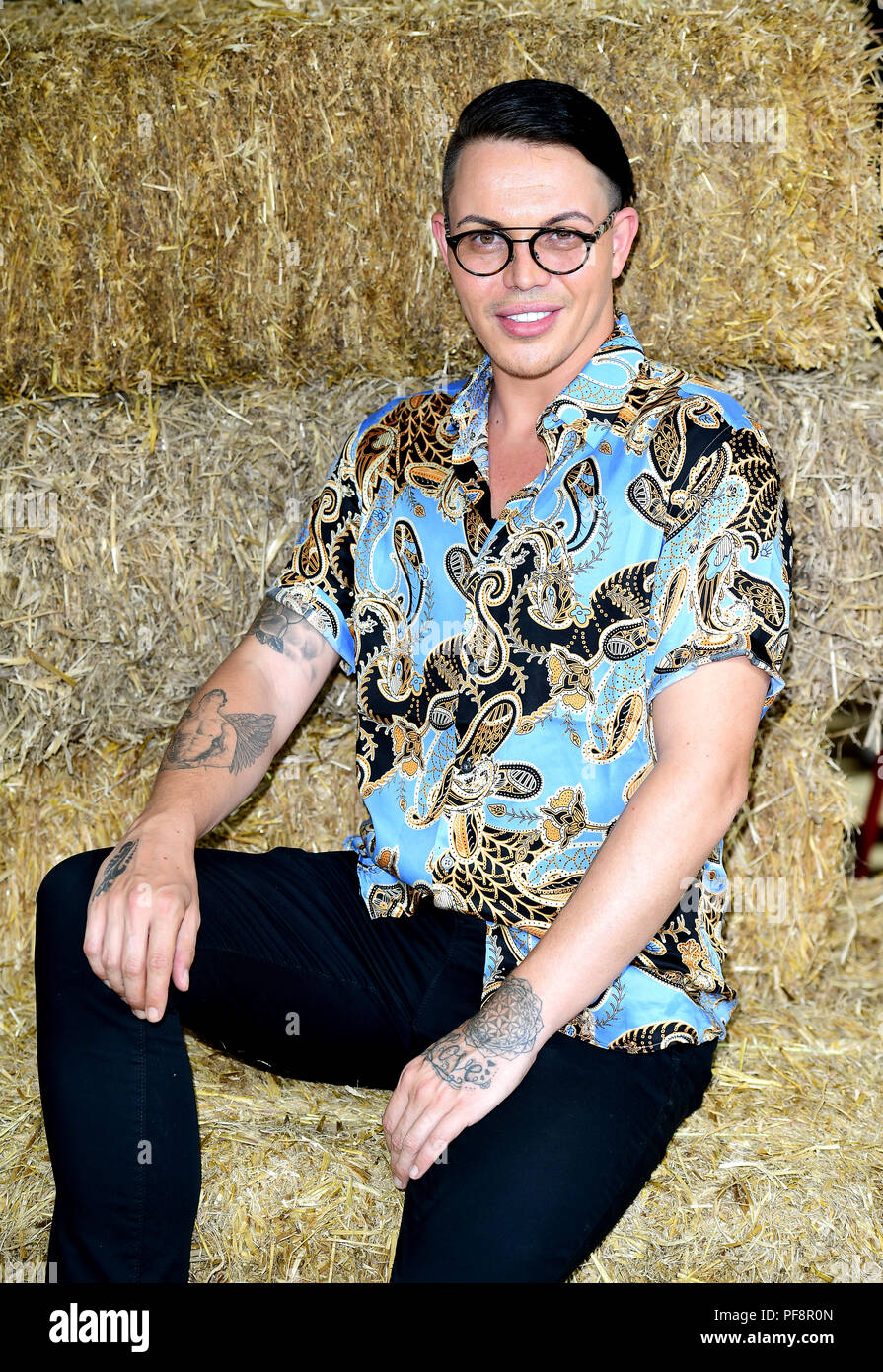 Bobby Norris attending the Celebs On The Farm photocall in London Stock ...