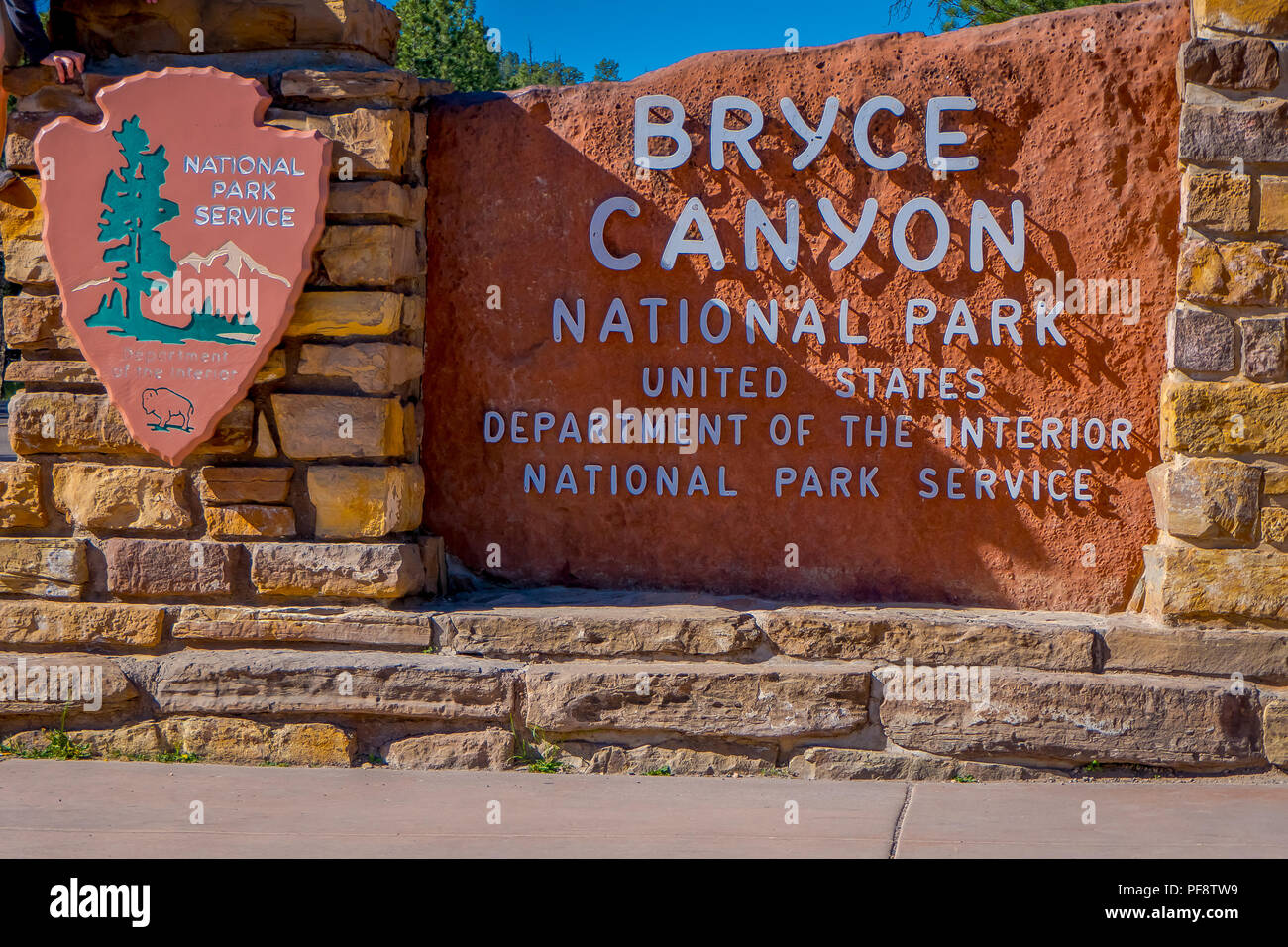Entrance to bryce canyon national park hi-res stock photography and ...