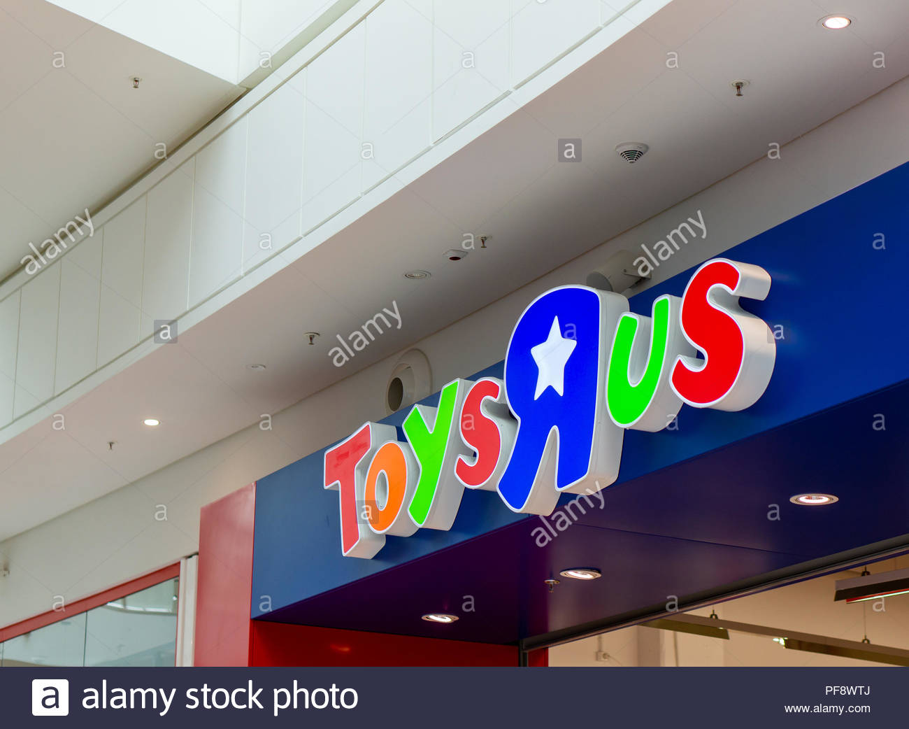 Toys R Us Logo High Resolution Stock Photography and Images - Alamy